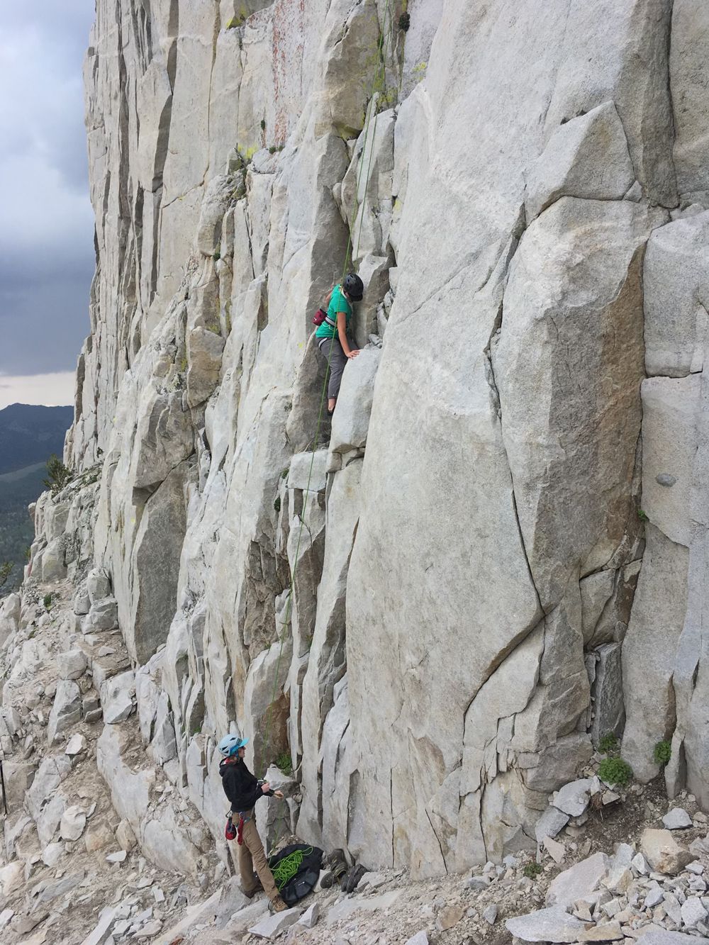 Guided rock climbing in Mammoth Lakes, California - Wild Yosemite